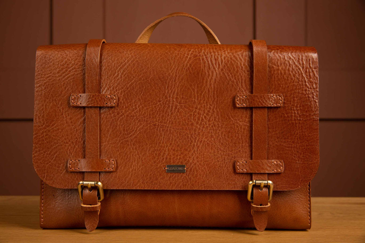 LEATONE "Tokyo" leather briefcase in whiskey color - Robert W. Stolz